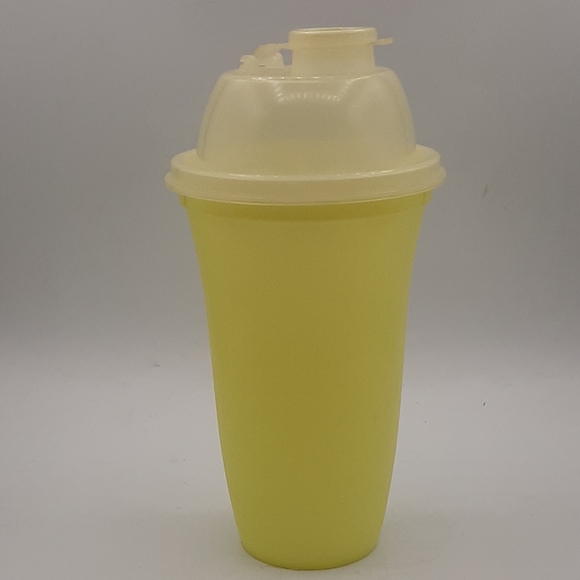 Tuperware | Kitchen | Vintage Tupperware Yellow Quick Shake Blender ...